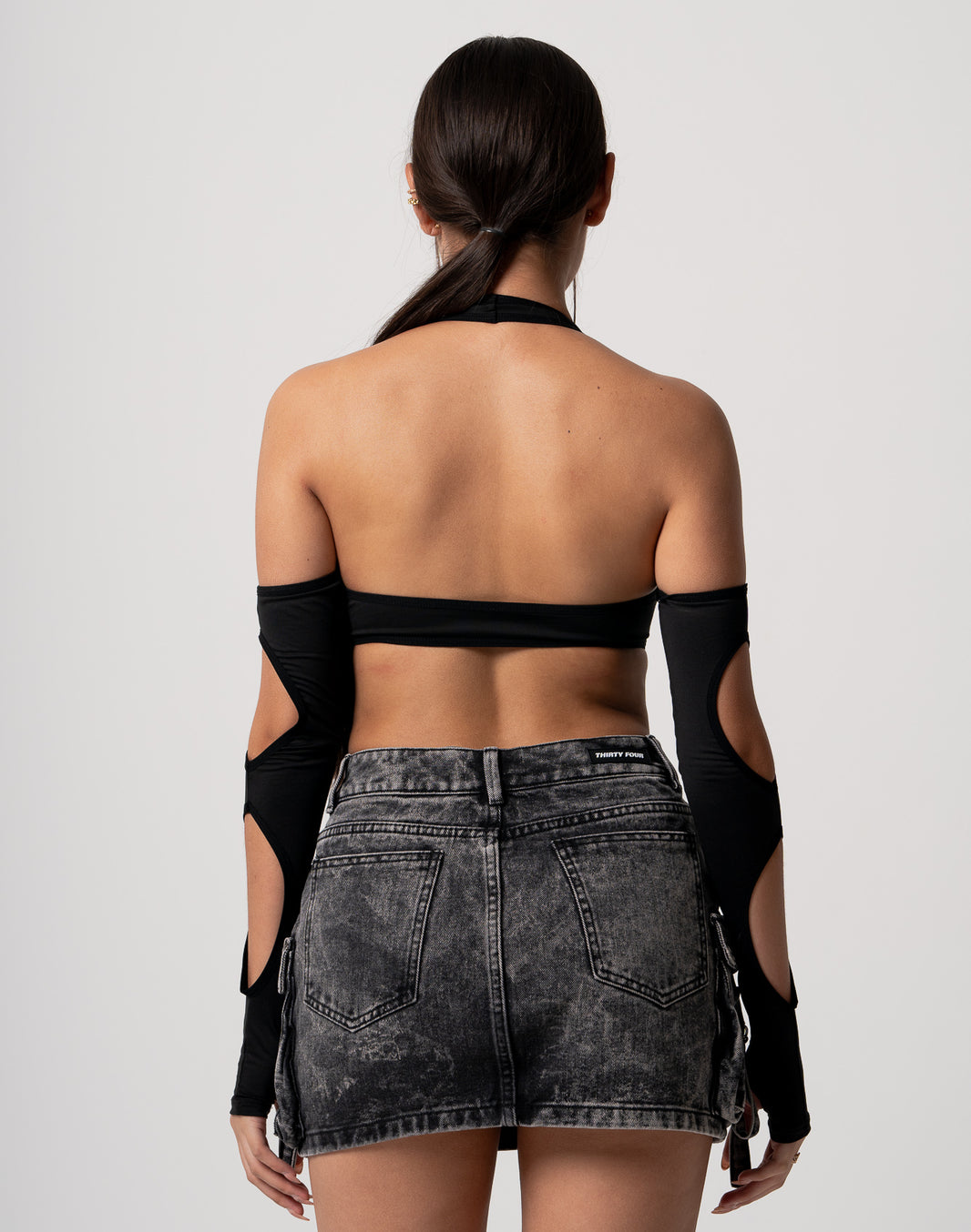 Bodies – 34thirtyfour